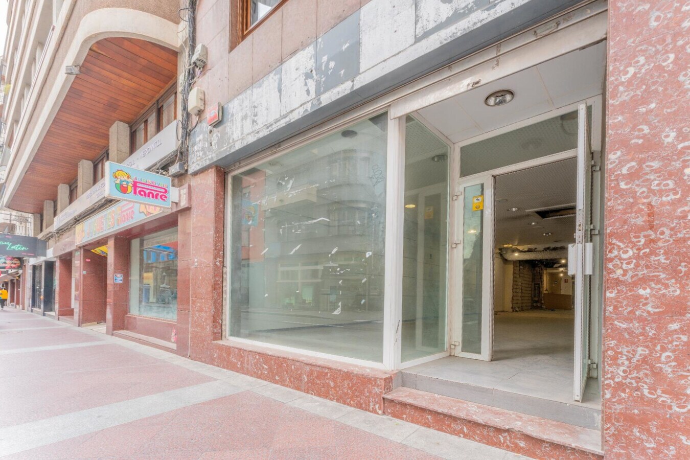 Local en venta - Zona centro - 03202 Elche - 3.171 m² | LoopNet